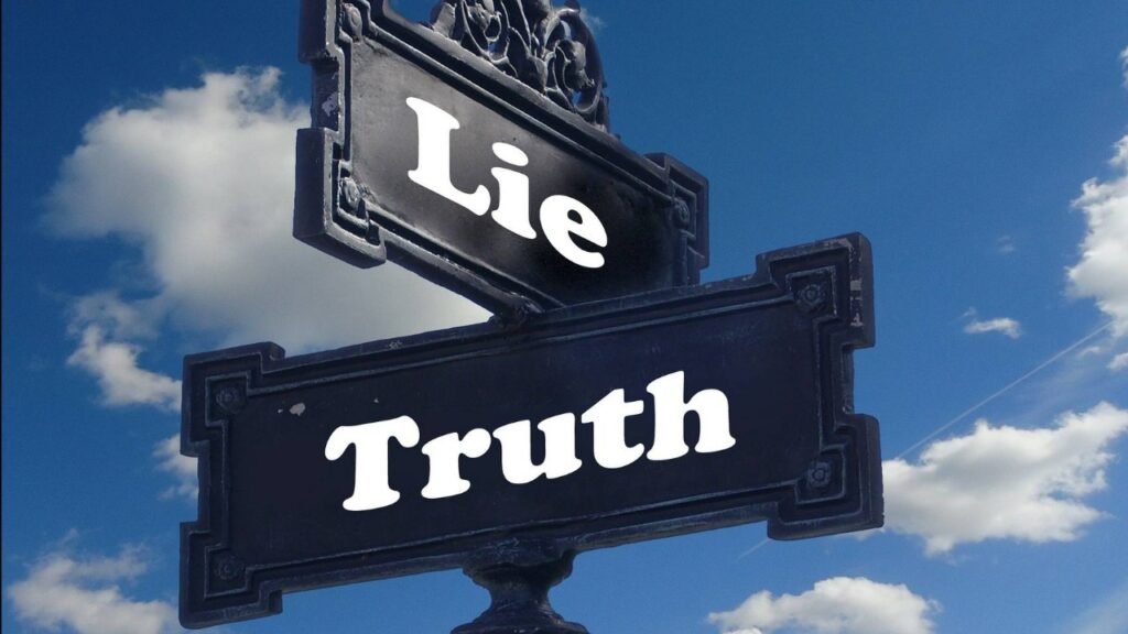 How To Know When Someone is Lying To You? - GuideByTips