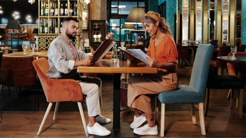 5 Skills Necessary to Start a Restaurant Franchise - GuideByTips