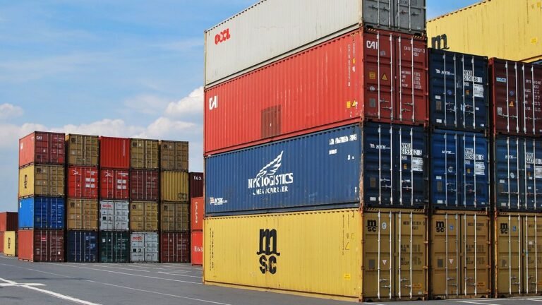 Benefits of Using Shipping Containers for Your Office Space - GuideByTips